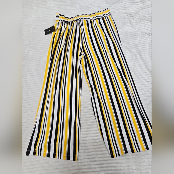 Robert Louis | Pants & Jumpsuits | Robert Louis Womens Capri Pants ...